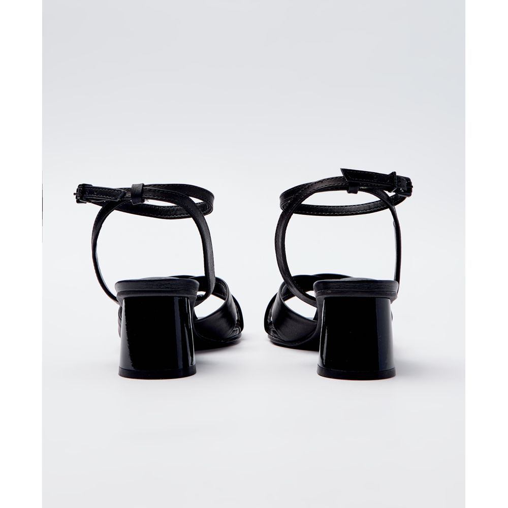 SANDÁLIA SALTO MÉDIO X - PRETO - Mr Cat - Desktop